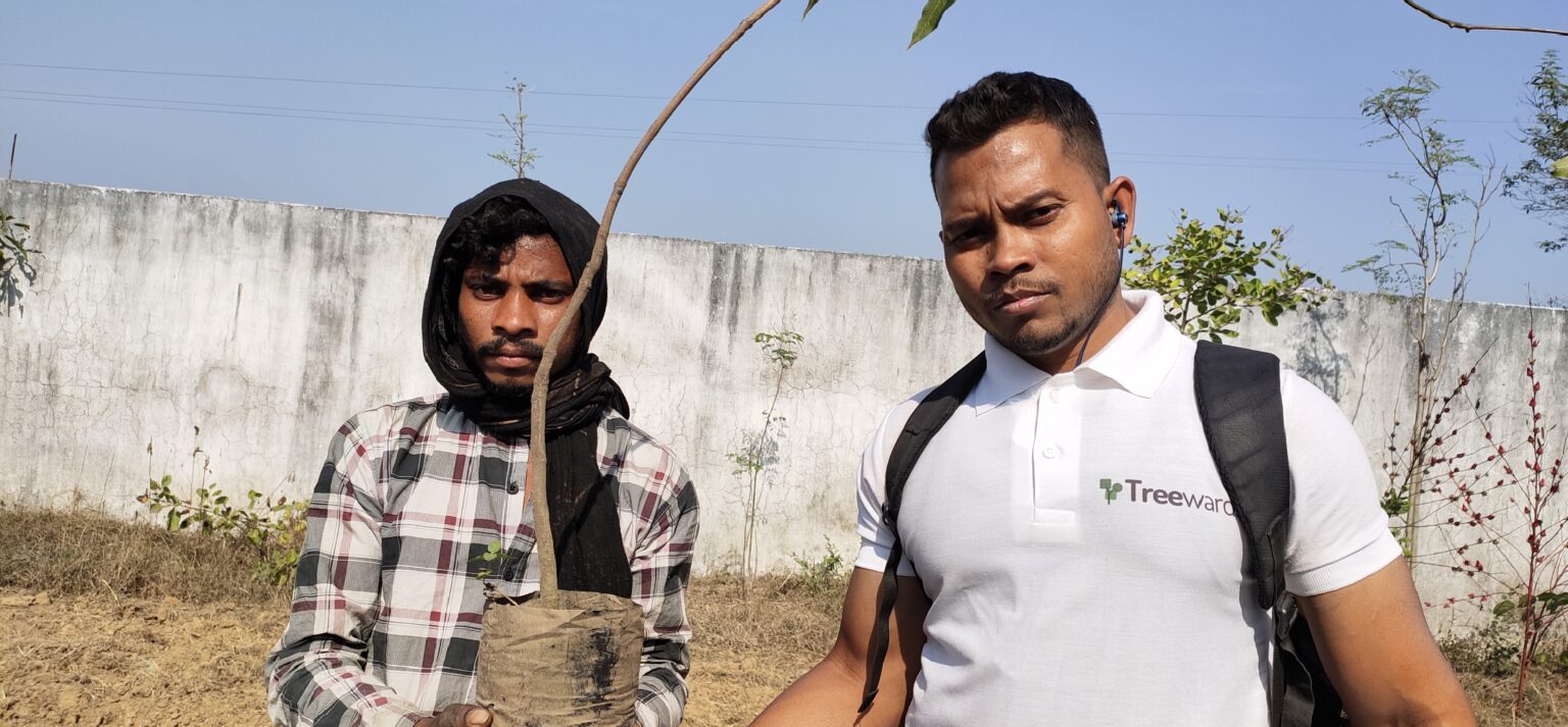Tree Plantation Drive Story 35 – How Treewards helped Rakesh Kamrow
